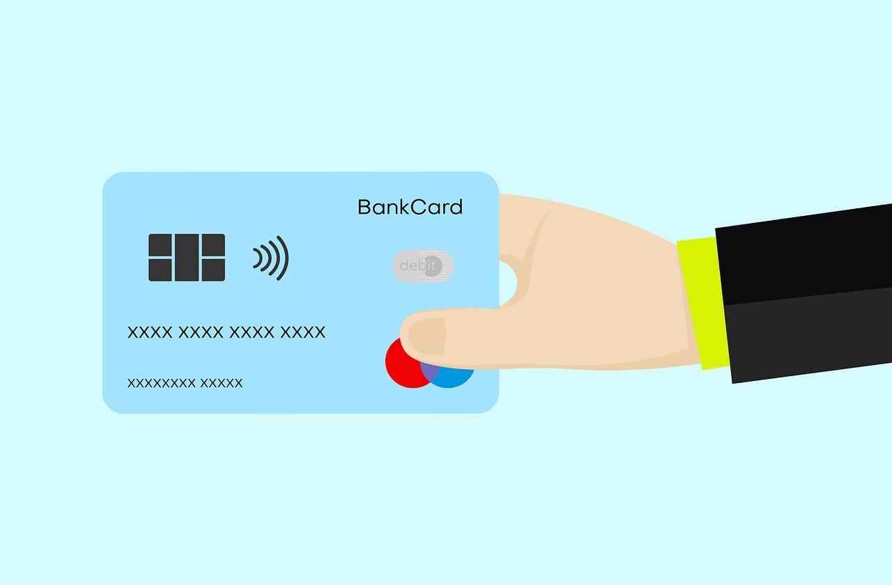 UAE Debit Cards: Cashback, Rewards & More!